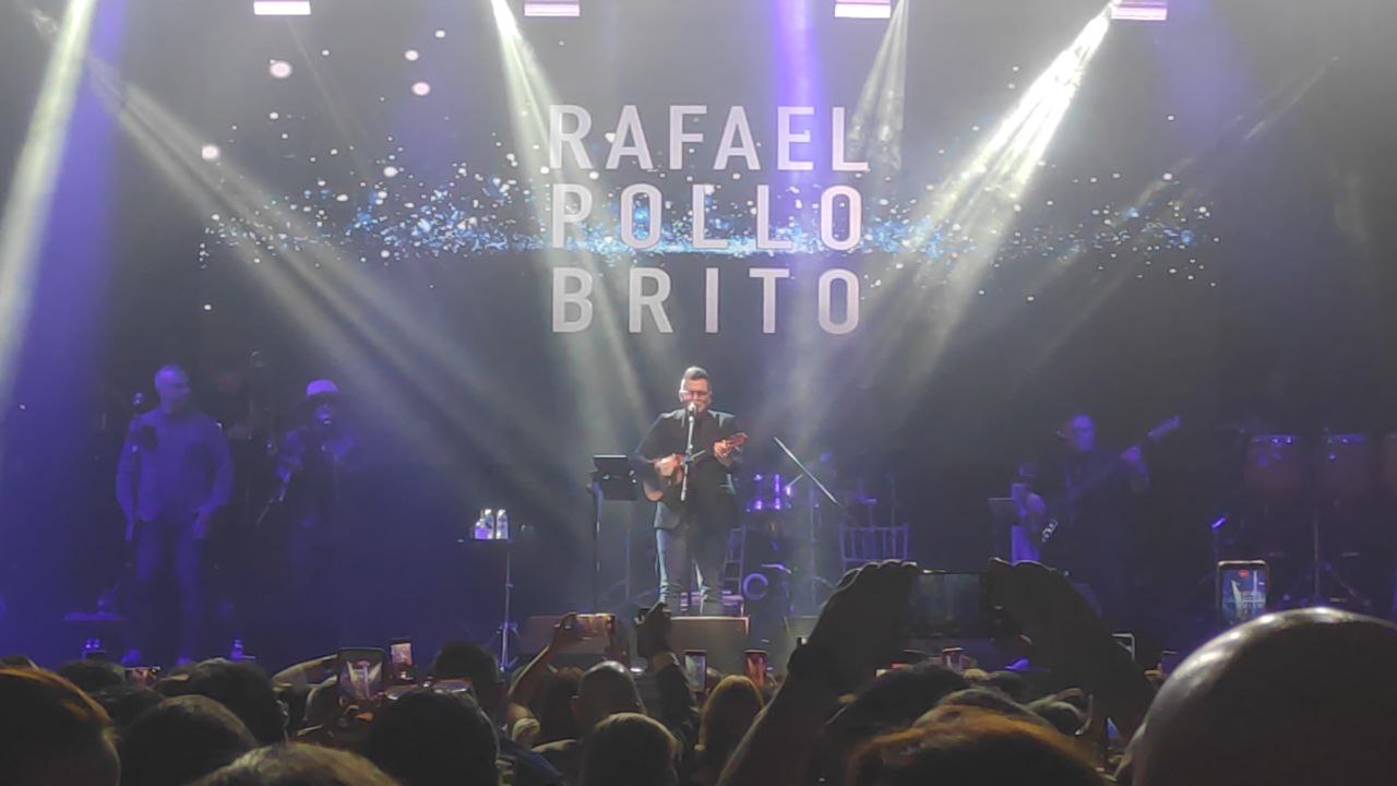 Con un explosivo concierto en Maracaibo, el Pollo Brito está “De vuelta ...